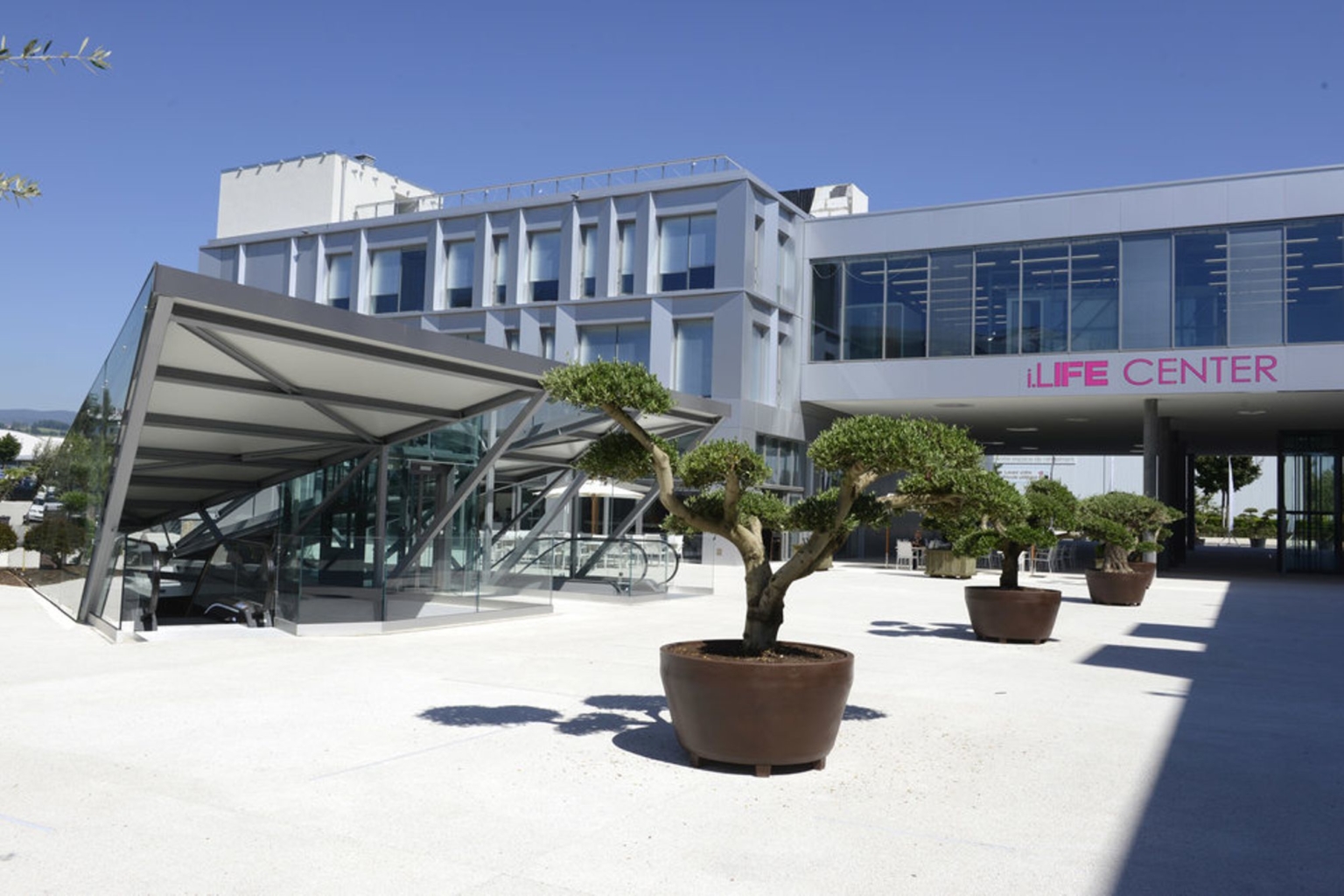 VisioTech SA - NOUS CONTACTER